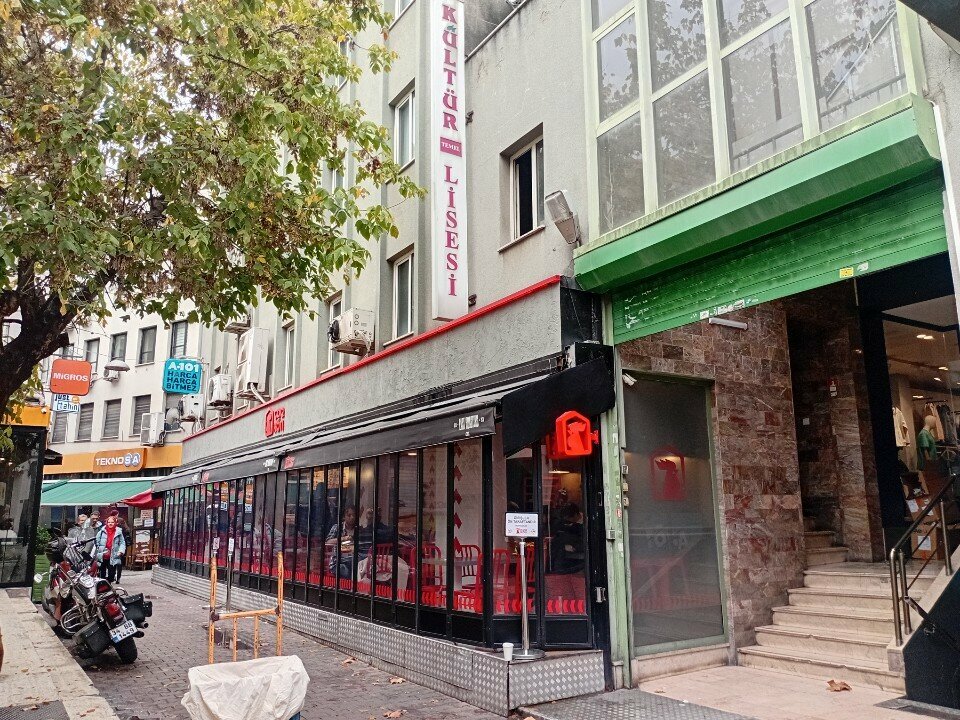 Avukatlar Avukat Ömer Çelik, İstanbul, foto