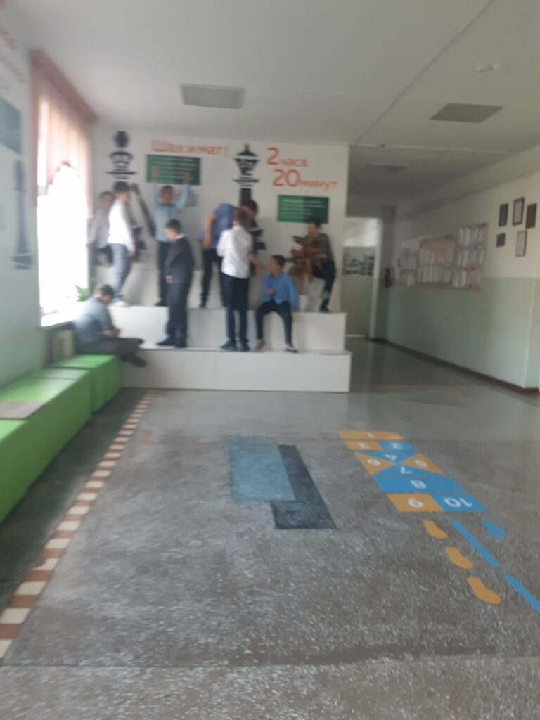 Ortaokul Средняя школа № 5, Sahalin Bölgesi, foto