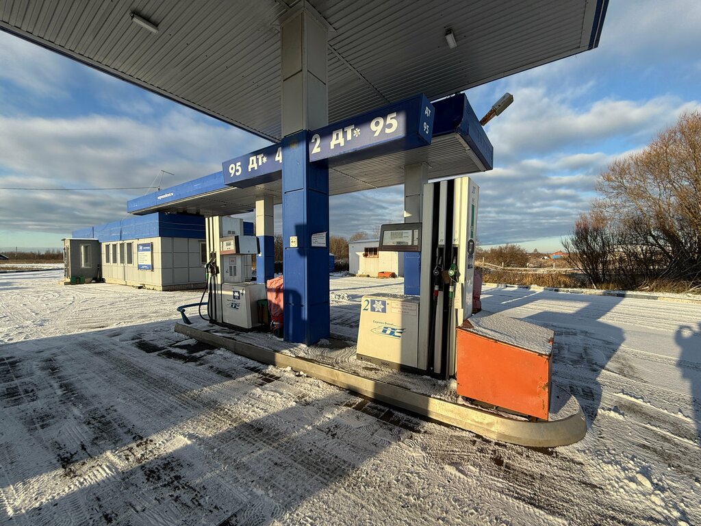 Benzin istasyonu КиришиОптДизель АЗС № 8, Saint‑Petersburg ve Leningradskaya oblastı, foto