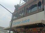 Corner juice (Province of Punjab, Rawalpindi, Cantonment, Food Street), vitamin bar  Rawalpindi'den