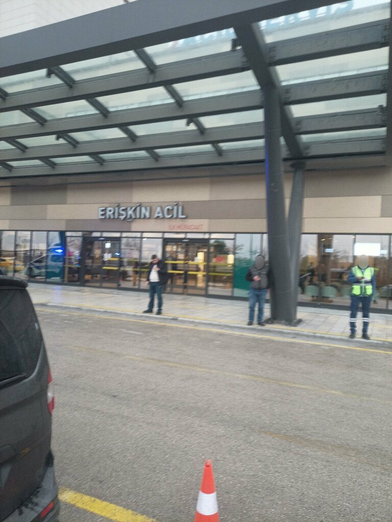 Acil yardım hizmeti Bursa Şehir Hastanesi Acil Servis, Bursa, foto