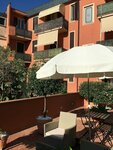 Residence Gloria (Marche, Pesaro e Urbino, Via delle Saline, 18), otel  Toskana'dan