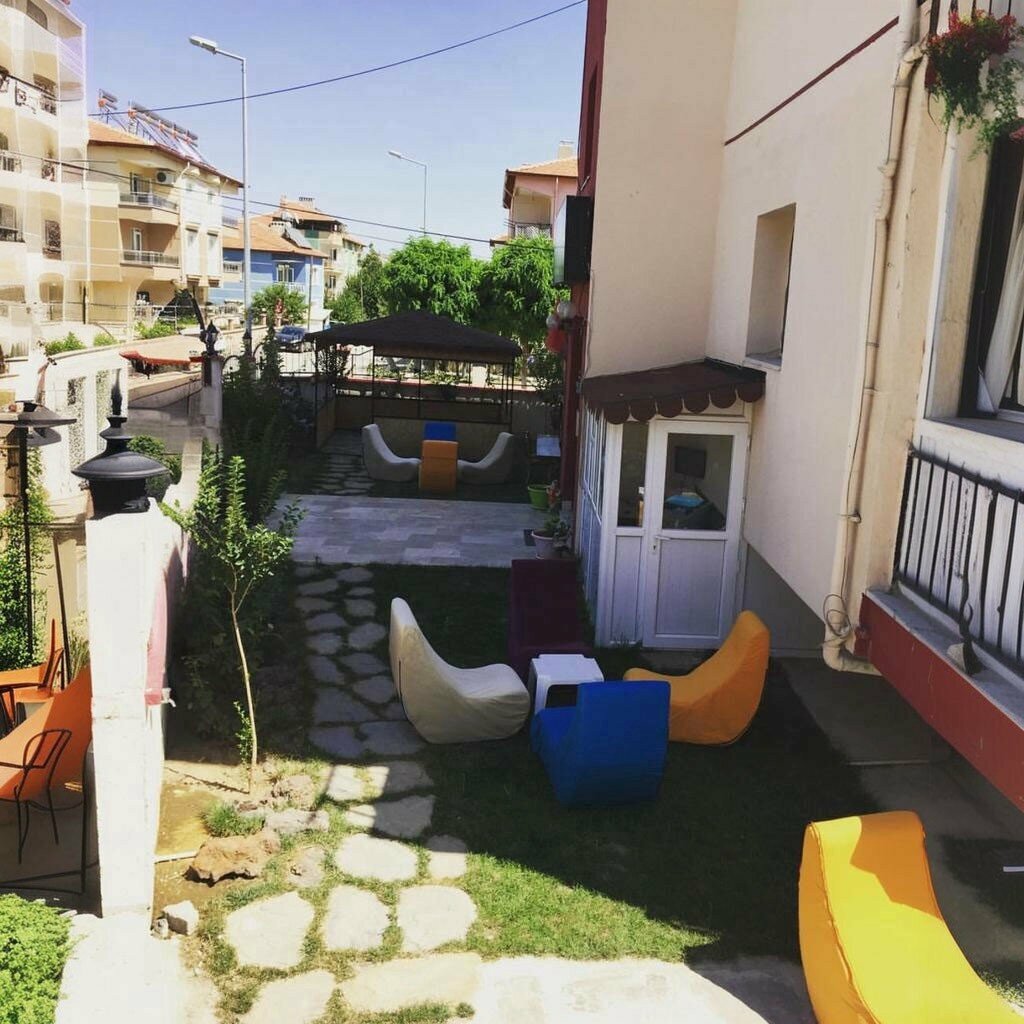 Pansiyonlar, hosteller Kula Evim Apart Kız Öğrenci Yurdu, Kula, foto