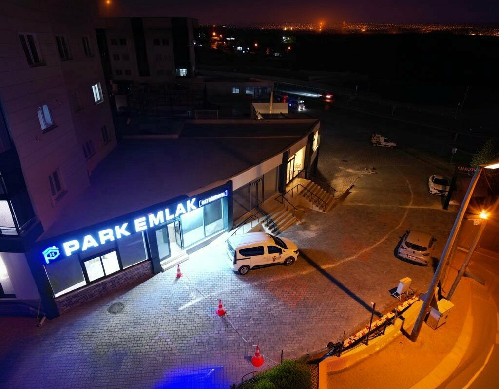 Emlak ofisi Park Emlak, Tarsus, foto