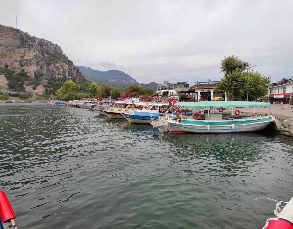 Market Selçuk Market, Ortaca, foto