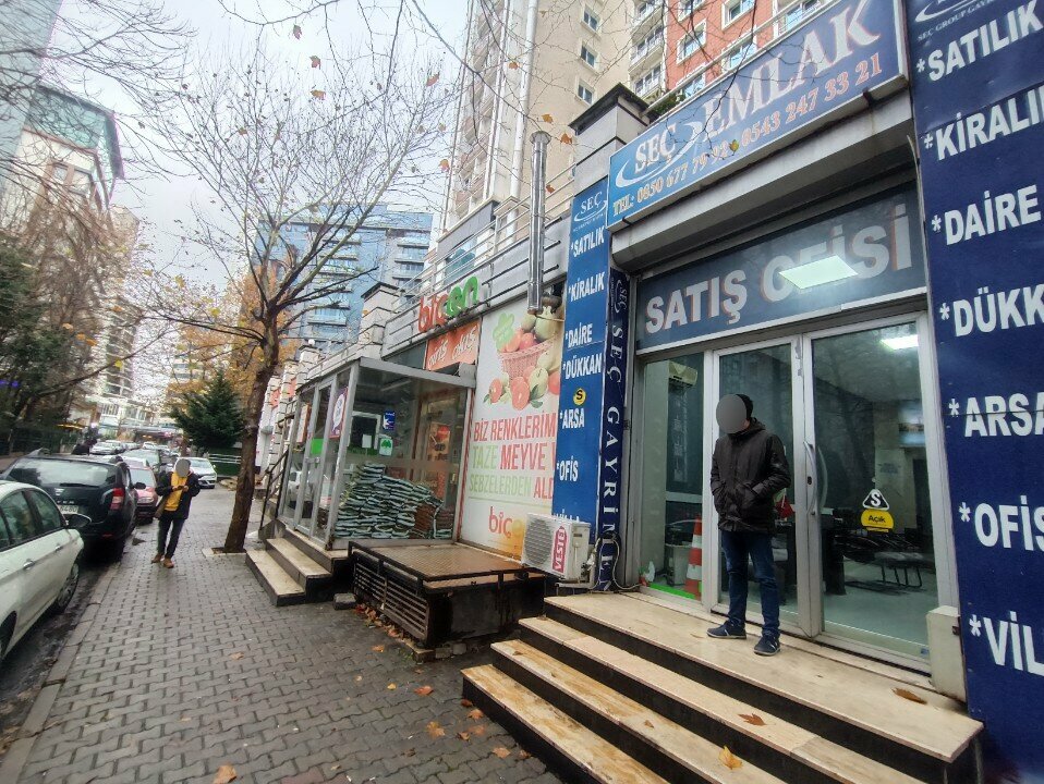 Emlak ofisi Seç Emlak, İstanbul, foto