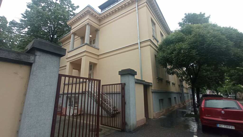 Hastane bölümü Клиничко-болнички центар Земун, Belgrad, foto