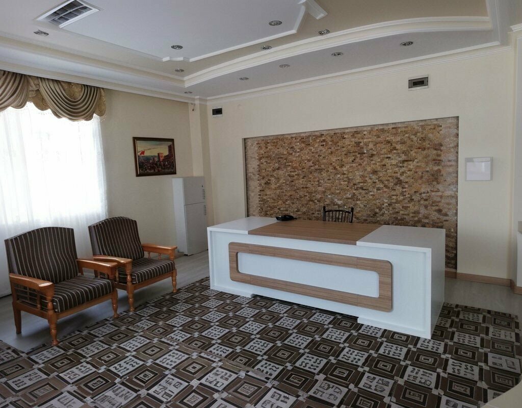 Pansiyonlar, hosteller Özel İrfaniye Orta Öğrenim Erkek Öğ, Kumra, foto