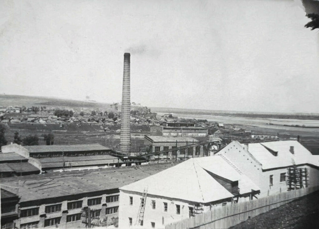 Yönetim ofisi Заводоуправление ККАФ, Kozlovka, foto