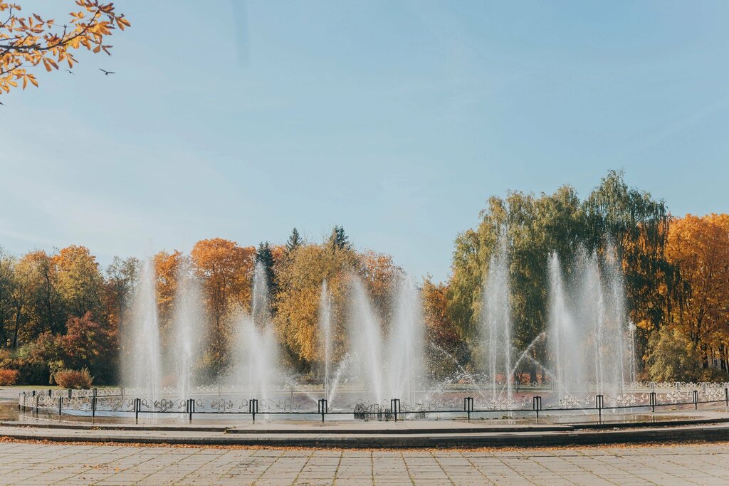 Çeşme Fountain, Sarov, foto