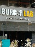 Burger R lab (Captain Fareed Bukhari Shaheed Road No:22C), fast food  Karaçi'den