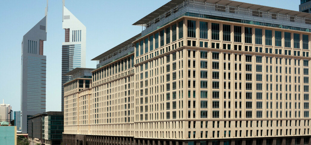 Emlak ofisi Edifice Real Estate Brokerage, Dubai, foto