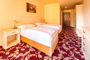 SPA Hotel Vita (Jihočeský kraj, Ceske Budejovice, Skuherského), otel  Ceske Budejovice'den