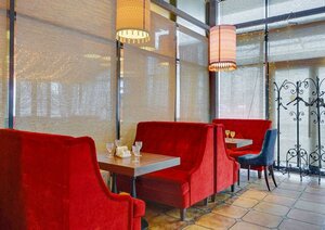 Bahroma (Slavy Avenue No:33), restoran  Saint‑Petersburg'dan