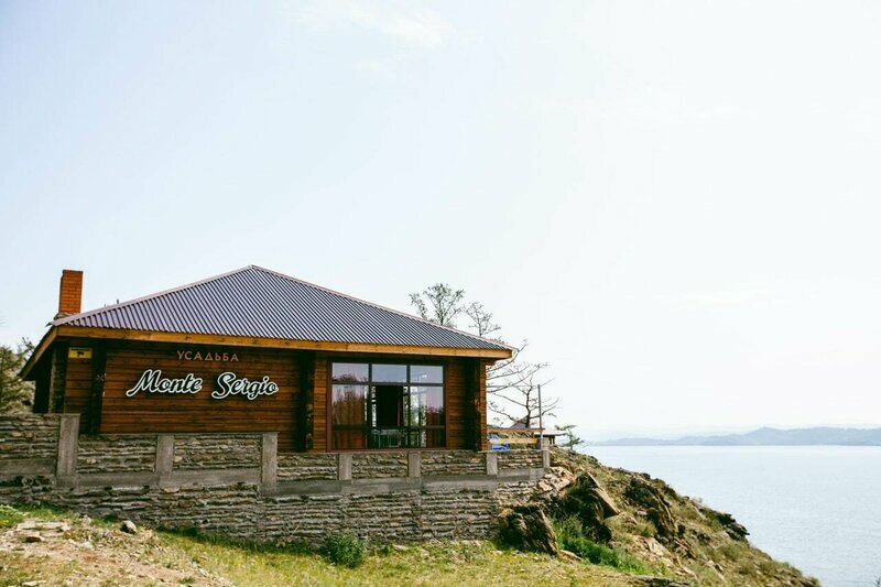 Tatil köyleri Monte Sergio, İrkutskaya oblastı, foto