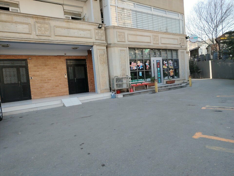 Psikoloji merkezi Addım. az, Bakü, foto