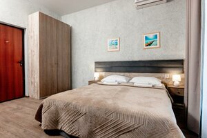 Fregat (Vstrechnaya ulitsa No:21А, selo Myskhako), otel  Krasnodarski krayından