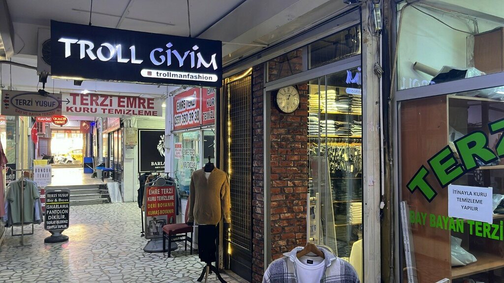 Giyim mağazası Troll Giyim, İstanbul, foto