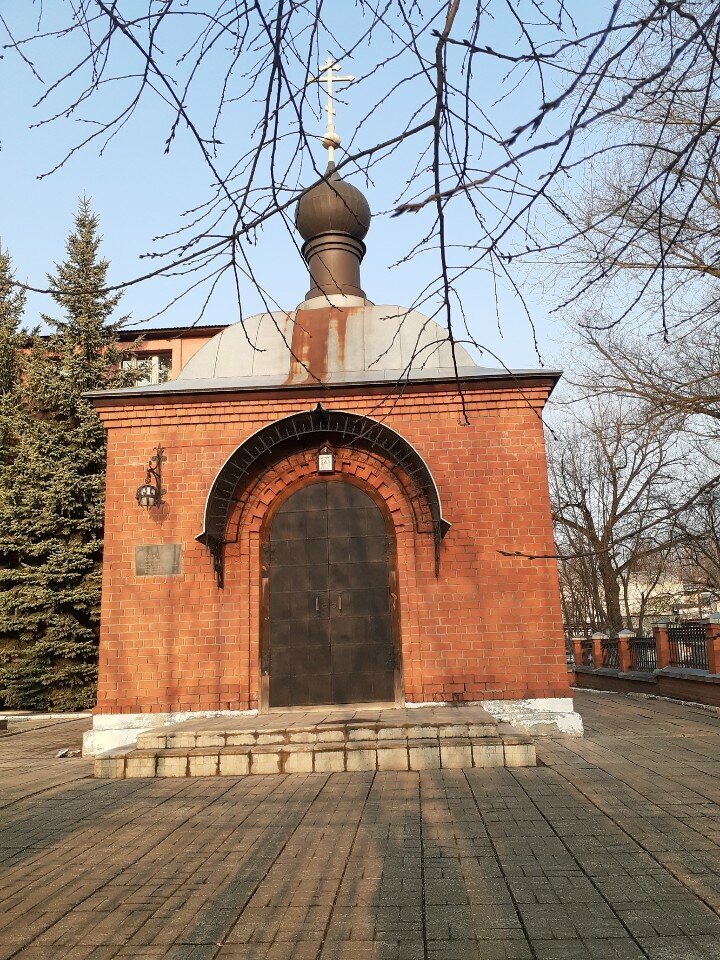 Şapel, haç anıtı Church-chapel of Alexander Nevsky in Yurevets, Vladimir, foto