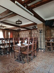 Istochnik (Kommuny Street No:2, Nizhniy Novgorod), kafe  Nijni Novgorod'dan