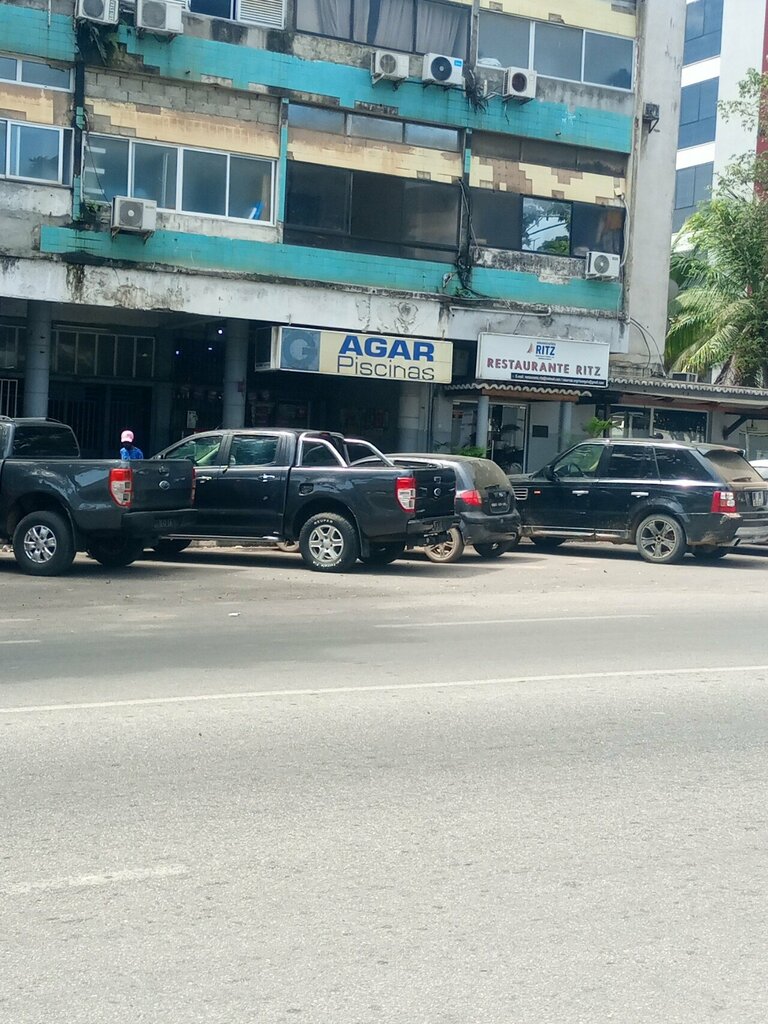 Yapı mağazası Agar, Loanda, foto