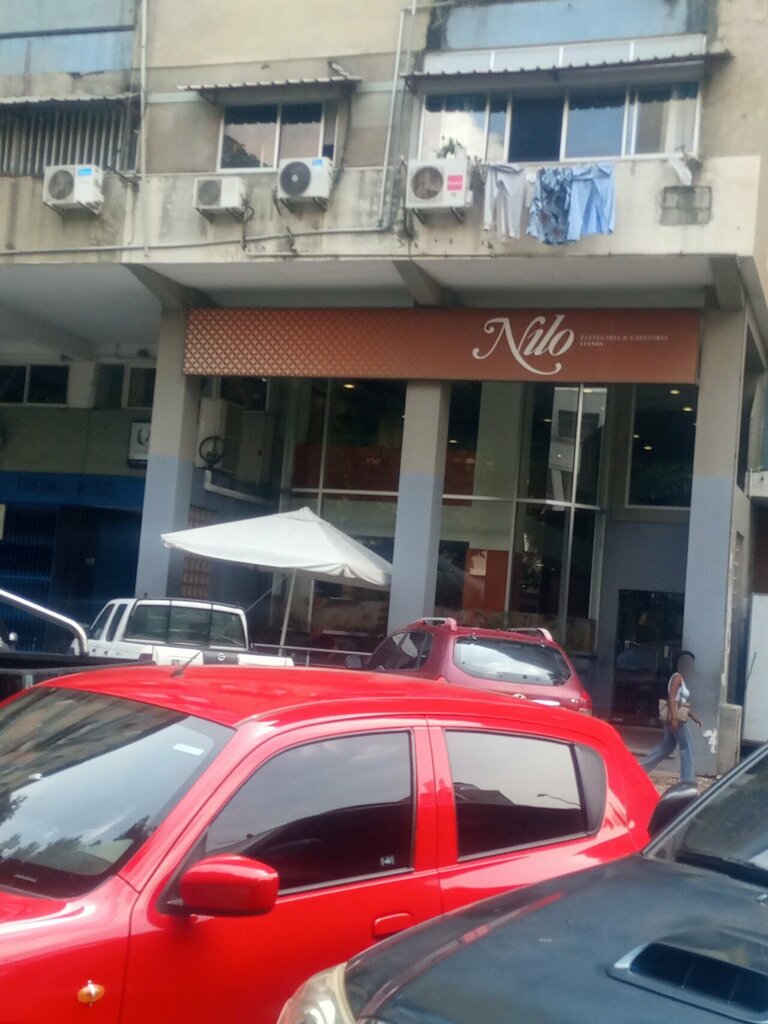 Pasta, şekerleme ve tatlı Maianga Pastelaria Nilo, Loanda, foto