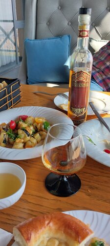 Kafe Quyosh, Taşkent eyaleti, foto