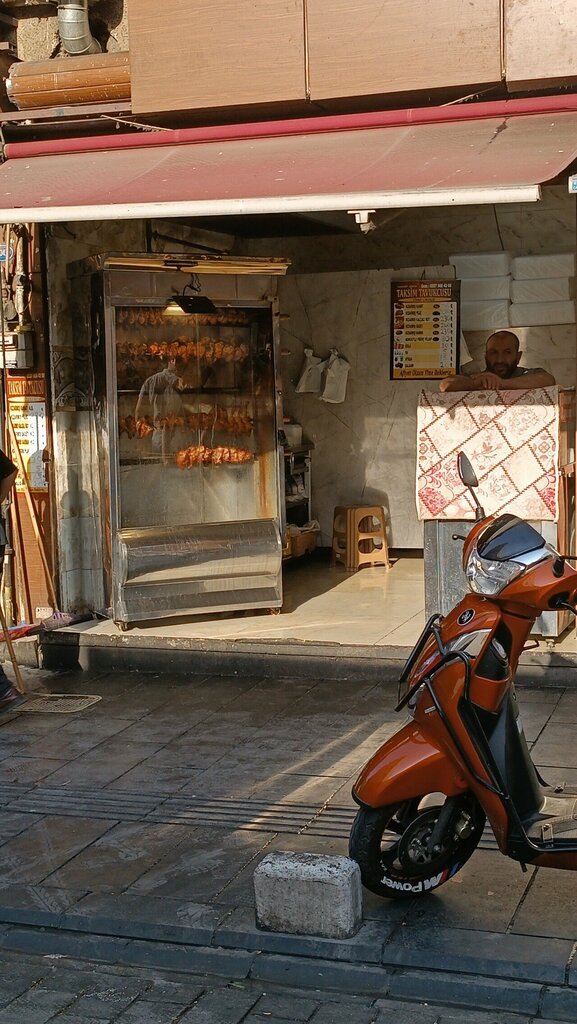 Fast food Taksim Tavukçusu, Gaziantep, foto