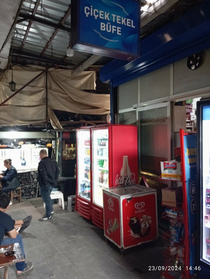 Market Çiçek Tekel Market, İstanbul, foto