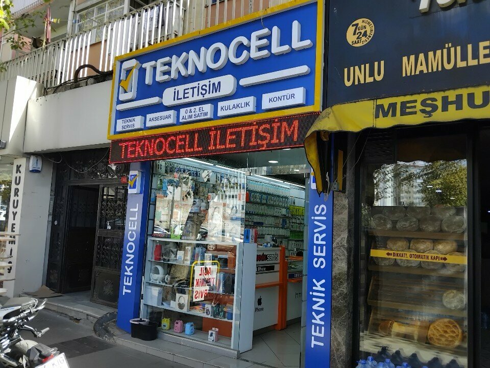 Cep telefonu ve aksesuarları satış mağazaları Teknocell İletişim, İstanbul, foto
