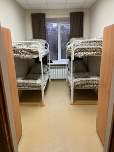 Юг-Хаус (ulitsa Mokrousova No:44А, rabochiy posyolok Kamenolomni), pansiyonlar, hosteller  Rostovskaya oblastından