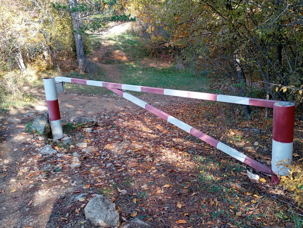 Dağ geçidi Перевал Митис-Богаз, Kırım Cumhuriyeti, foto