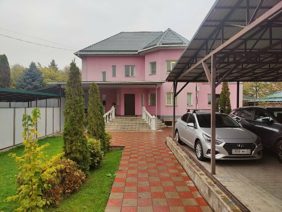 Sanat okulları Academia, Almatı, foto