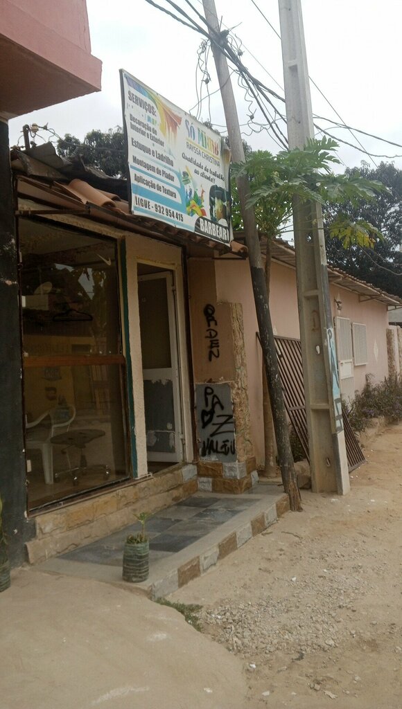 Berberler Barbearia, Loanda, foto