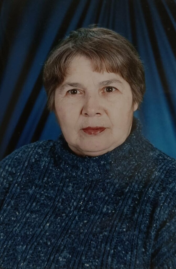 Ortaokul Secondary School № 4 named after A.V. Suvorov, Gelencik, foto