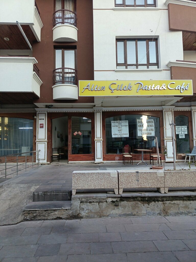 Pasta, şekerleme ve tatlı Altın Çilek Pasta&Cafe, Ankara, foto