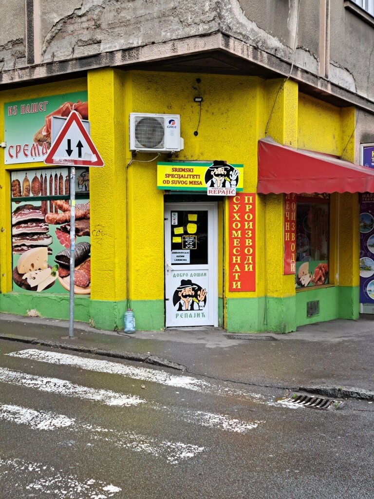 Toptan et ürünleri Prerada mesa Repajic, Belgrad, foto
