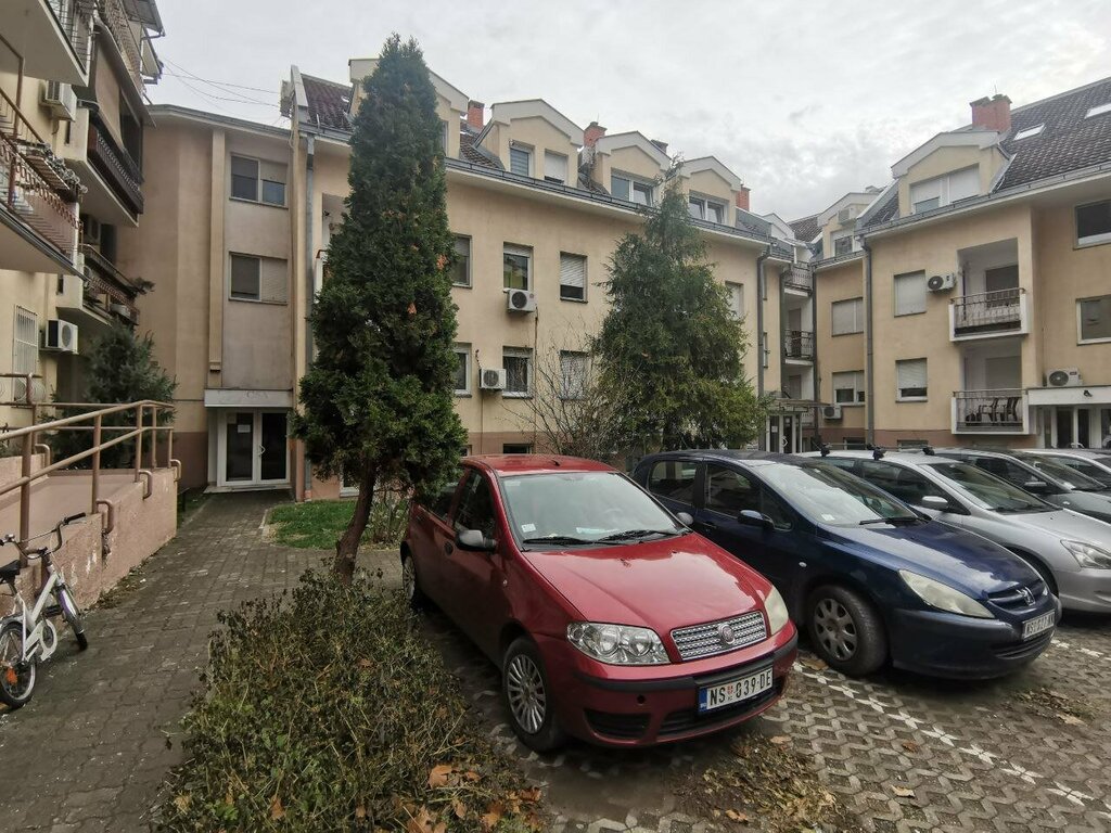 Proje enstitüleri, kurumları Csa, Novi Sad, foto