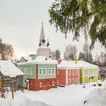 Dom podryadchika Terenteva (1-ya Naberezhnaya ulitsa No:4, Vyatskoe Village), otel  Yaroslavskaya oblastından