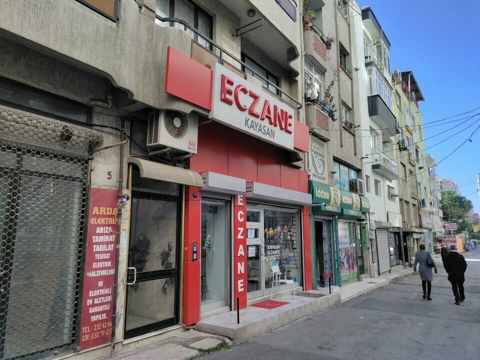 Eczaneler Kayasan Eczanesi, İzmir, foto