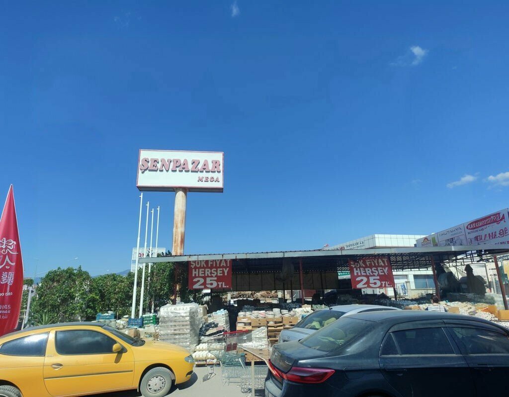 Büyük mağazalar Şenpazar, Edremit, foto