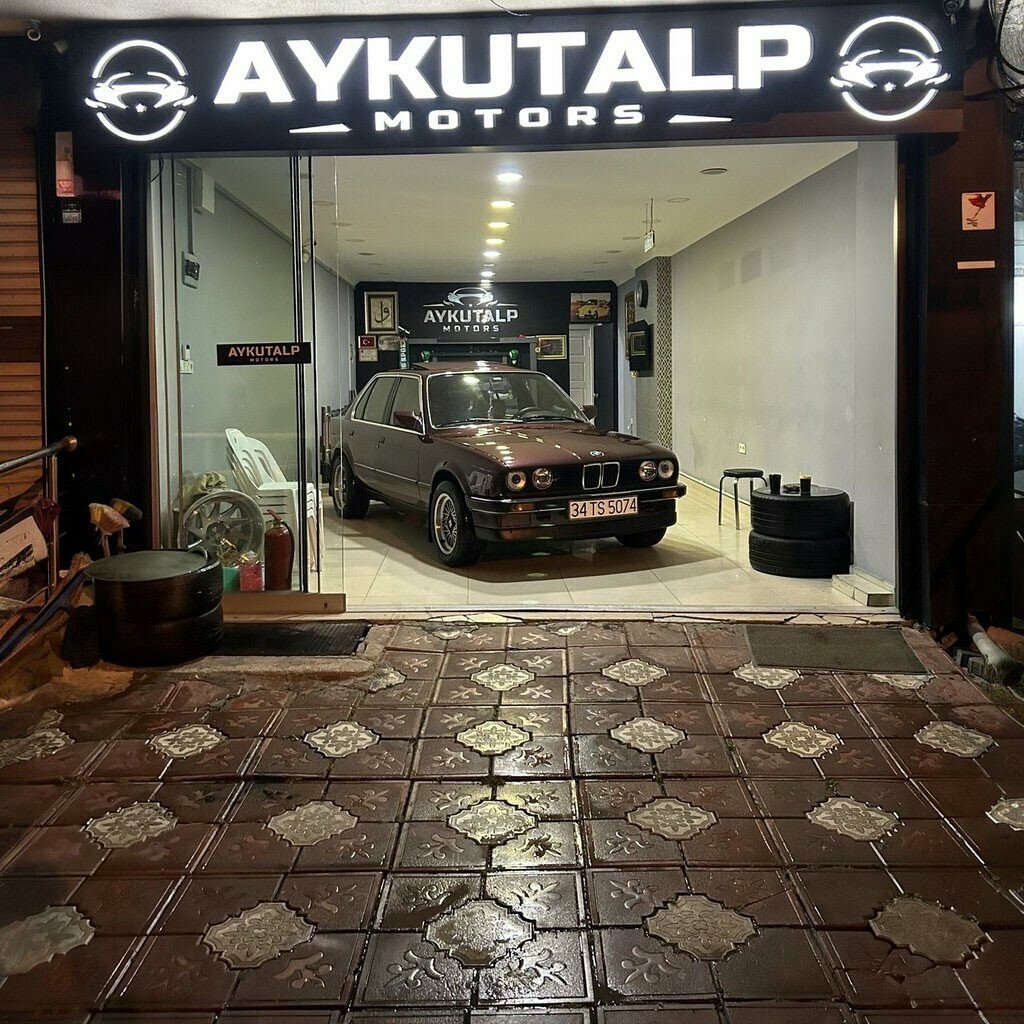 Otomobil satış galerileri Aykutalp Motors, İstanbul, foto