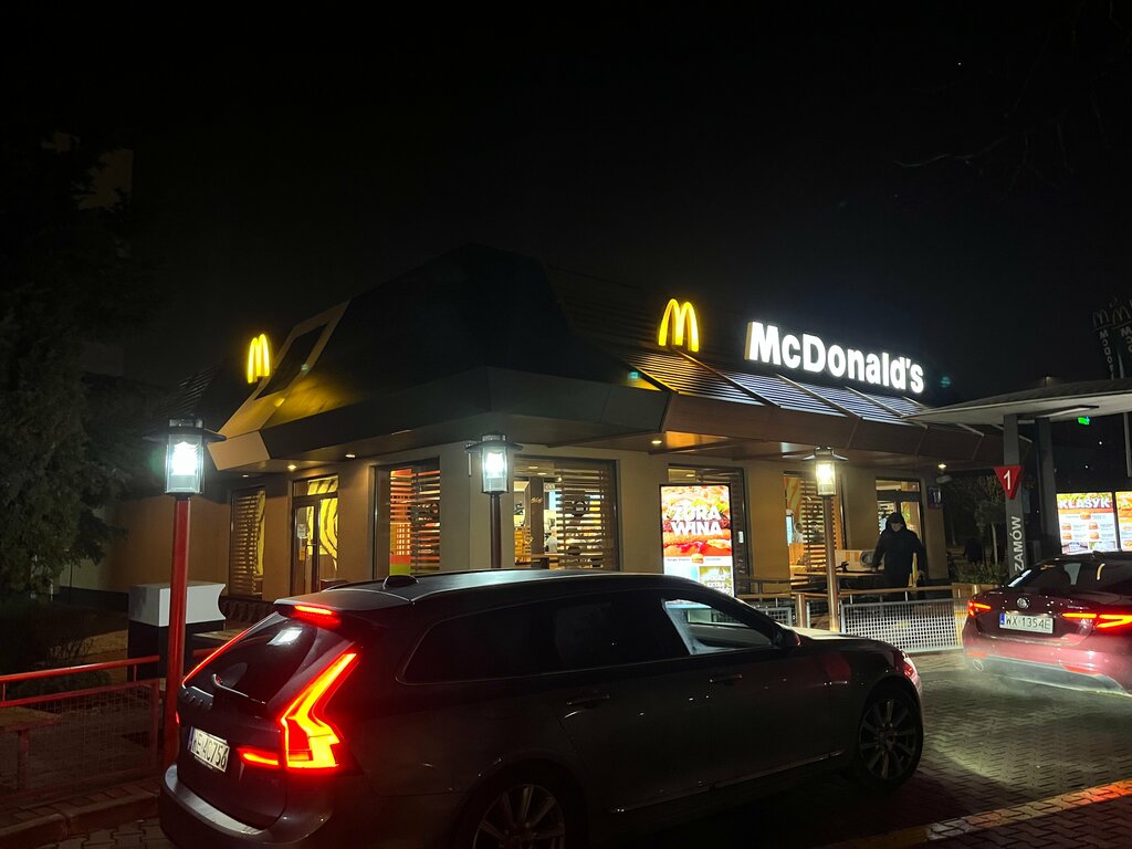 Fast food McDonald's, Varşova, foto