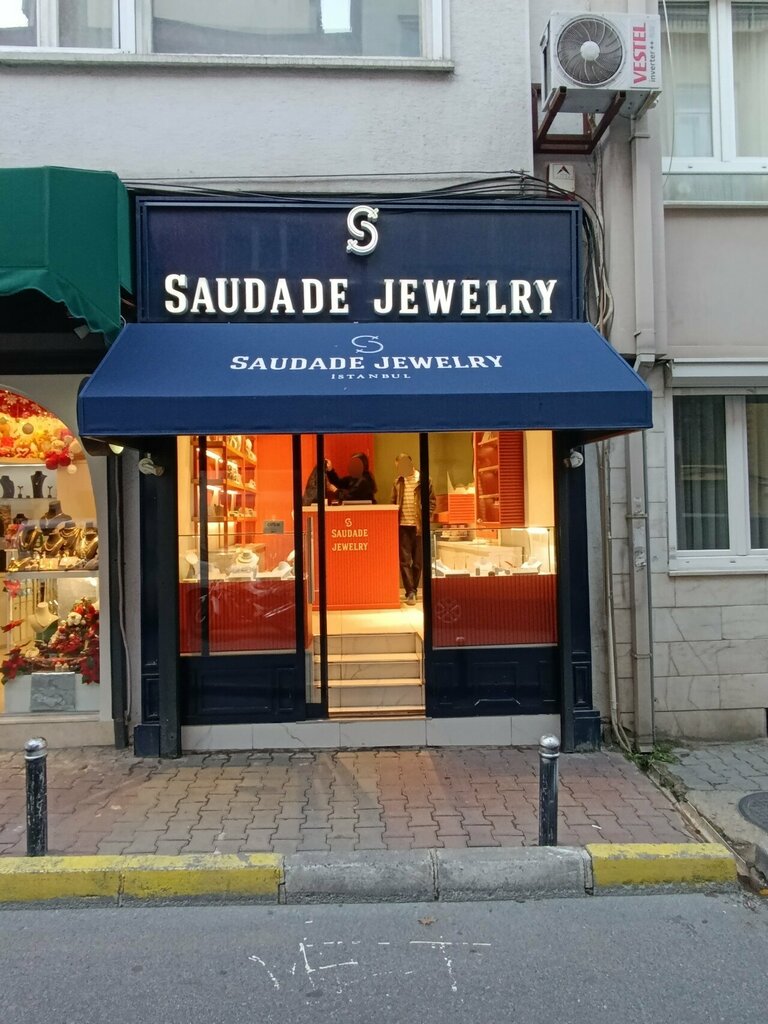 Kuyumcular Saudade Jewelry, İstanbul, foto