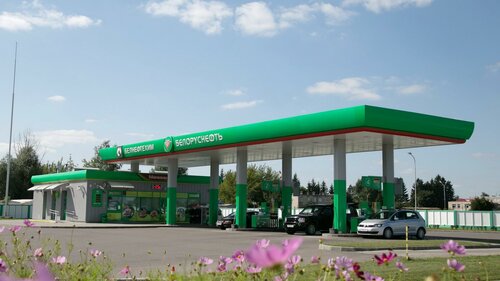 Benzin istasyonu Belorusneft, Mosti, foto