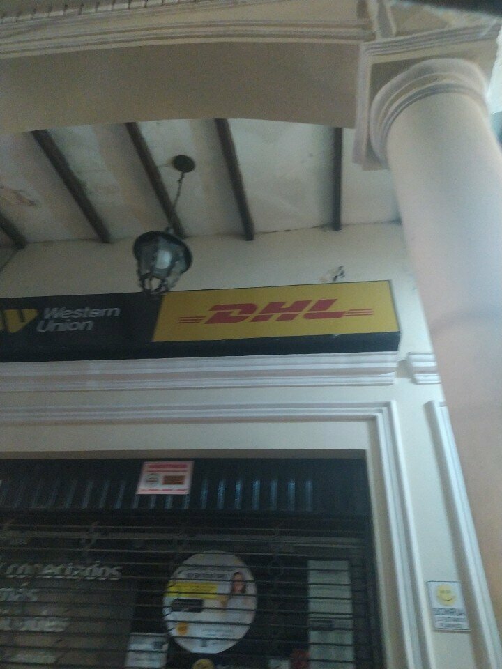 Nakliye firmaları DHL Express Service Point, Santa‑Krus, foto