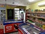 Grocery store (Dorozhnaya ulitsa No:1А, posyolok Yasnaya Polyana), market
