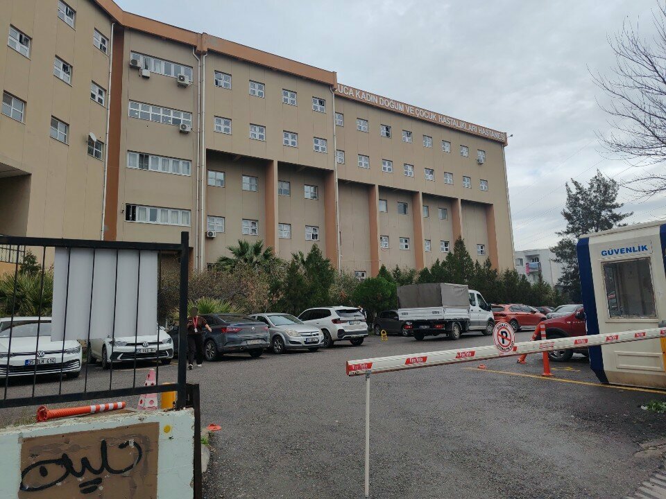 Hastaneler Çocuk Ergen Madde Bağımlılığı Tedavi Merkezi Çematem, İzmir, foto