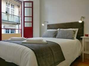 D&s - Loureiro 67 (City of Porto, Rua do Loureiro), otel  Porto'dan
