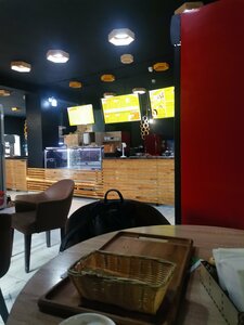 Mangal (ulitsa Kunavina No:10, Bogdanovich), kafe  Bogdanoviç'ten